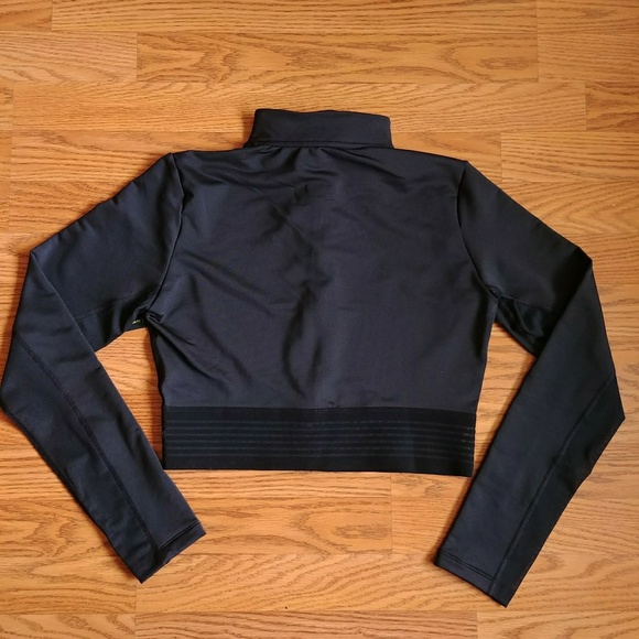 Nike | Tops | Nike Pro Long Sleeve Cropped Zip Front Top | Poshmark